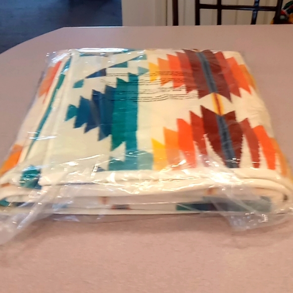 Pendleton | Bath | Pendleton Falcon Cove Oversized Jacquard Spa Towel ...
